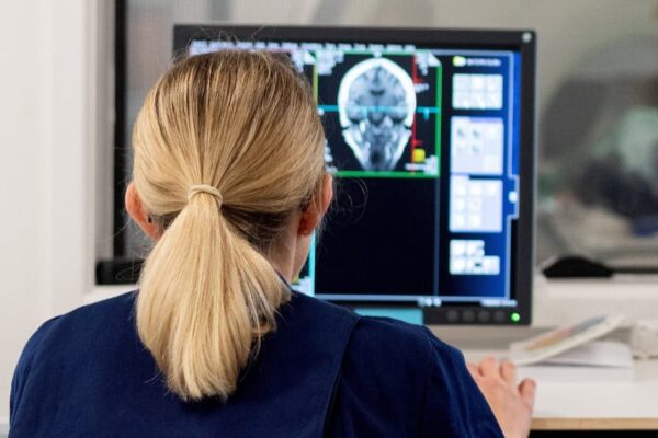 World's largest imaging project reaches milestone of 100,000 scans - UK ...